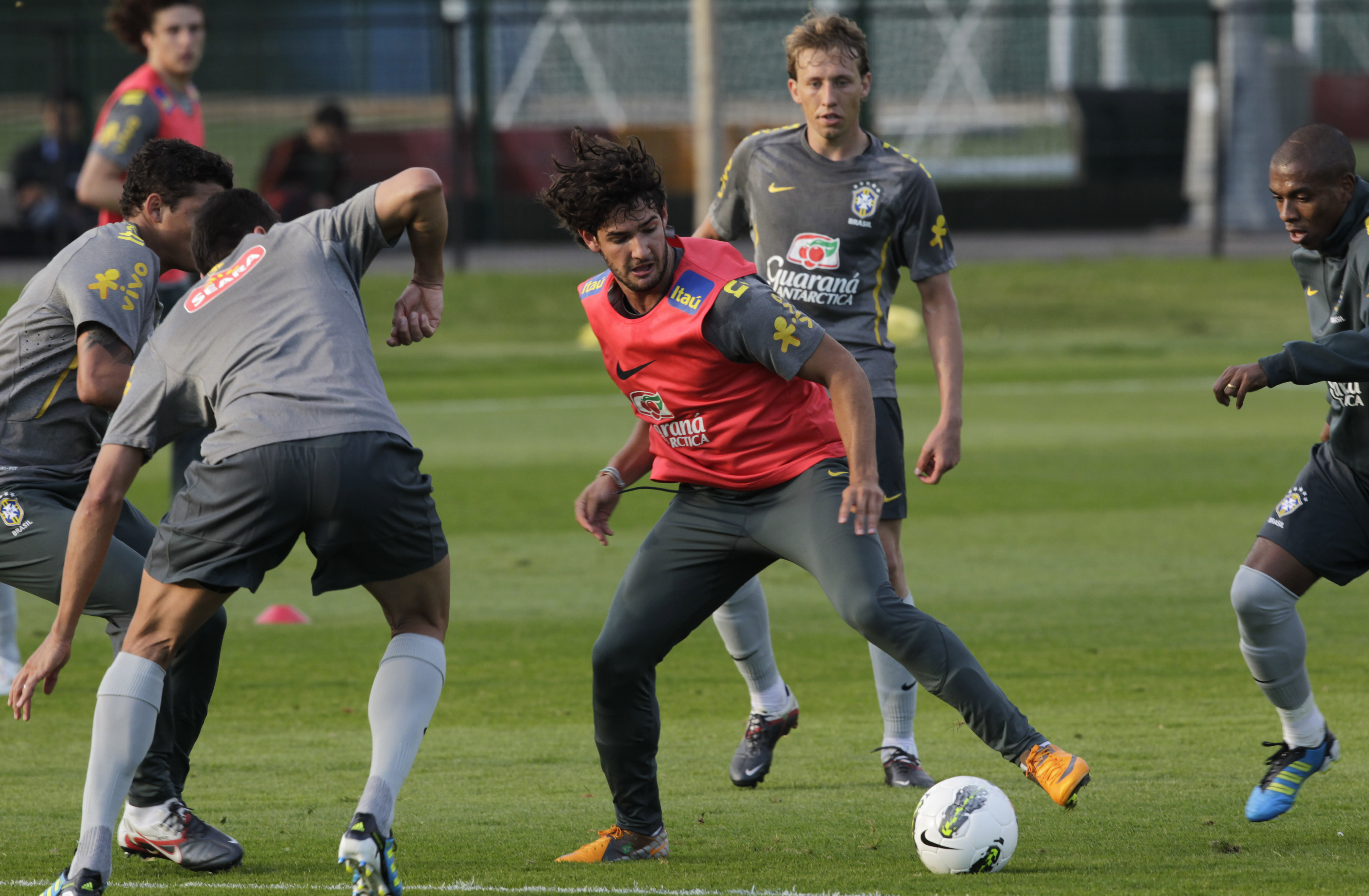 Brazil training pictures and latest team news for Ghana friendly ...